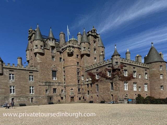 Haunted castles tour , Glamis and Dunnottar Castle Scotland | VisitScotland