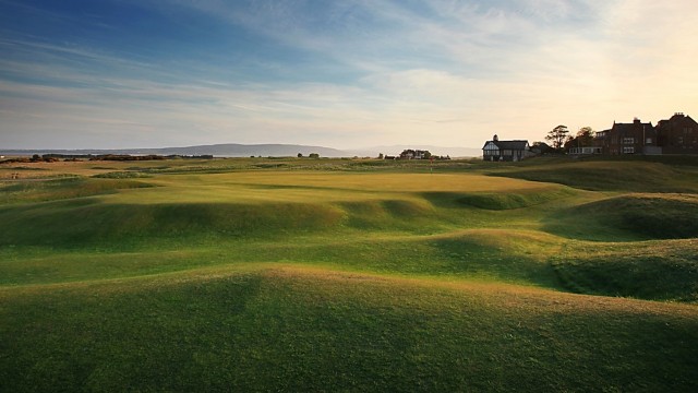 Golf with Whisky | VisitScotland