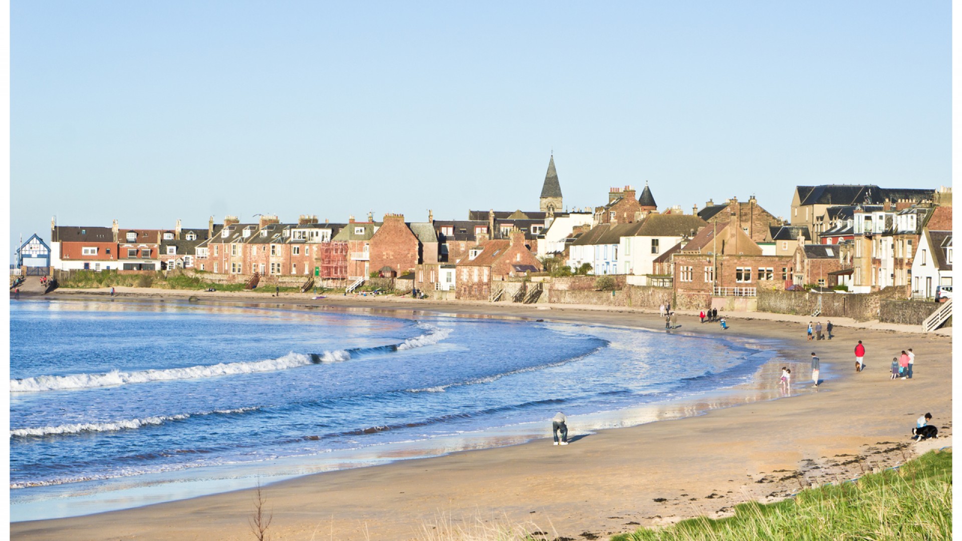 Gin, Beach and Castle Tour, East Lothian | VisitScotland