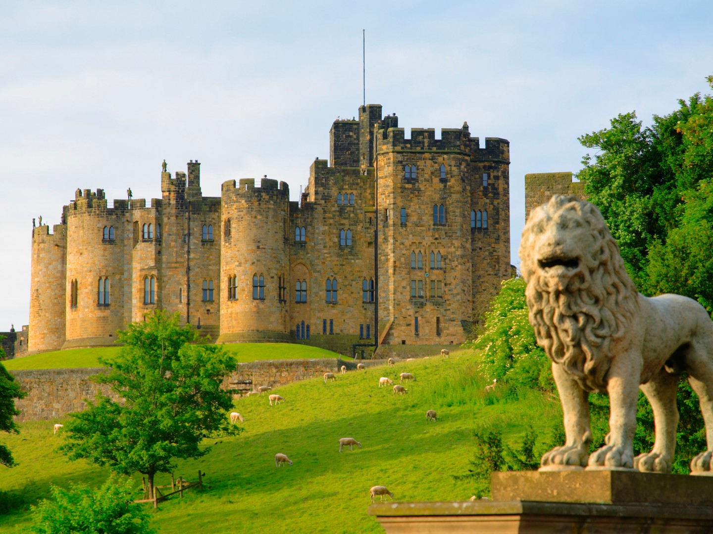 The Viking Coast and Alnwick Castle | VisitScotland