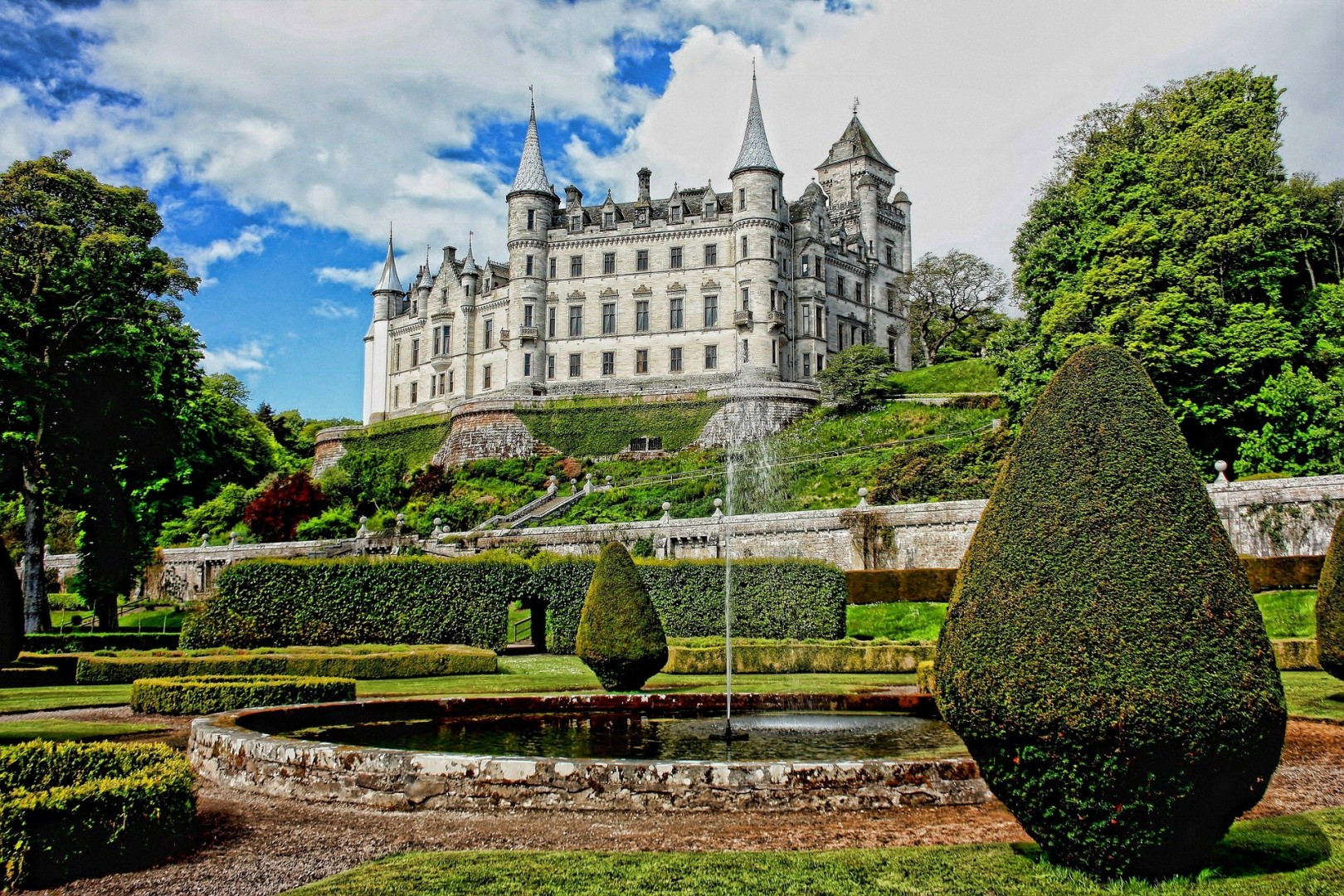 A guided motorcycle tour around Scotland | VisitScotland