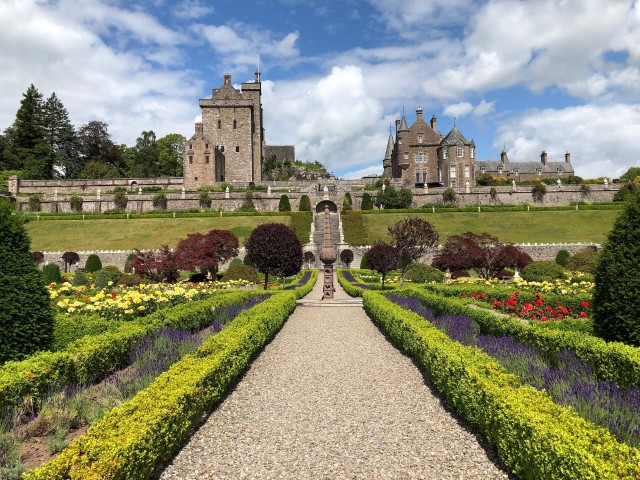 Outlander Castles & Gardens | VisitScotland