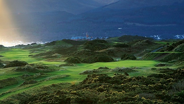 World's best golf tour (par 5) | VisitScotland